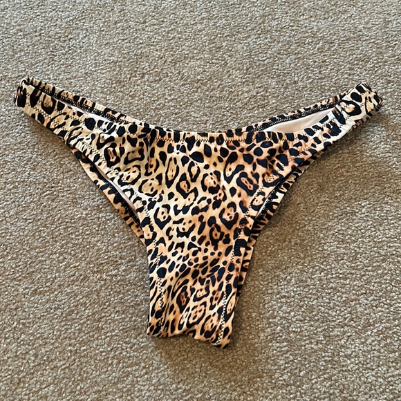Victoria's Secret | Swim | Victorias Secret Leopard Print Scrunched ...